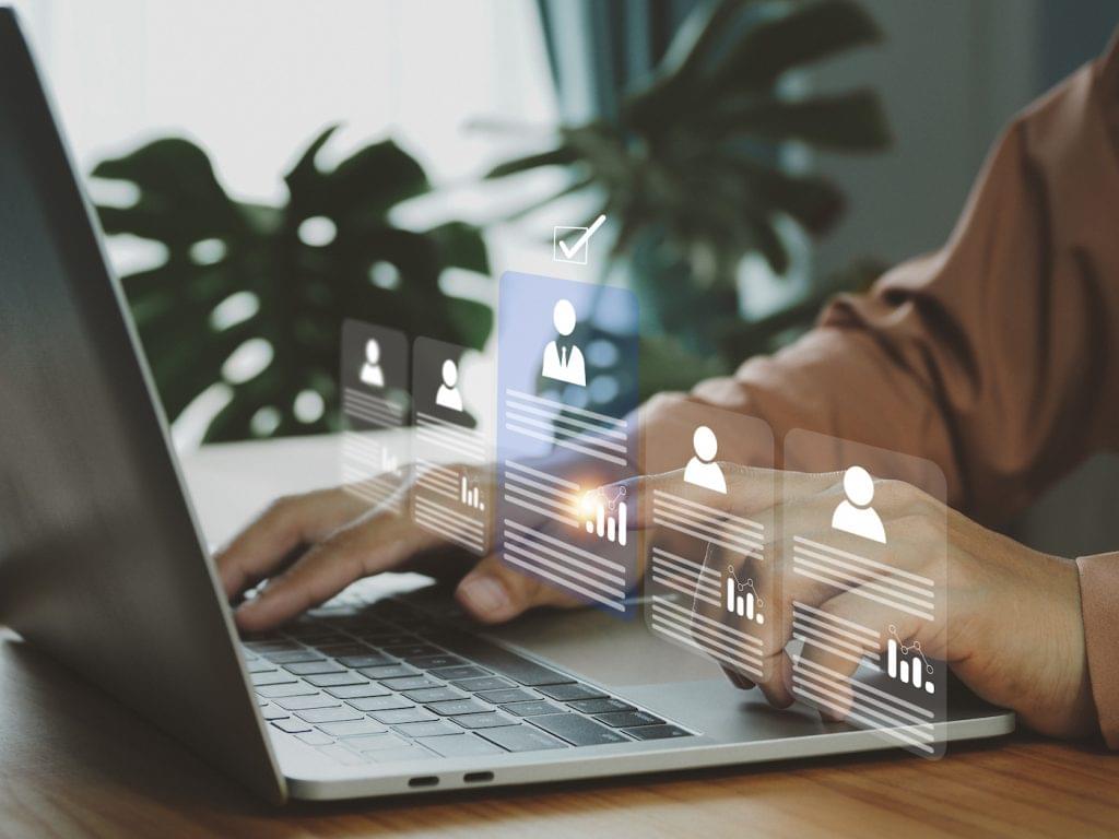 Resume Screening Best Practices for Recruiters (2023)